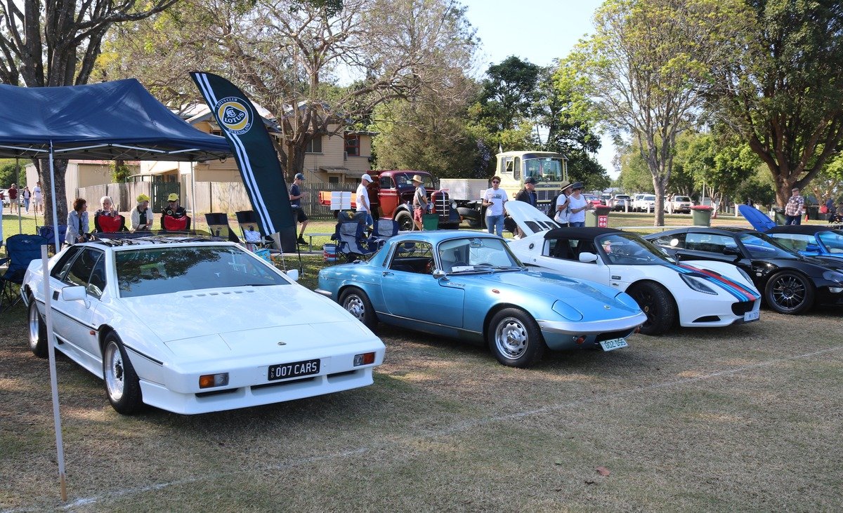 Brisbane All-British Display Day Brings Out the Beauties - Retro Rides