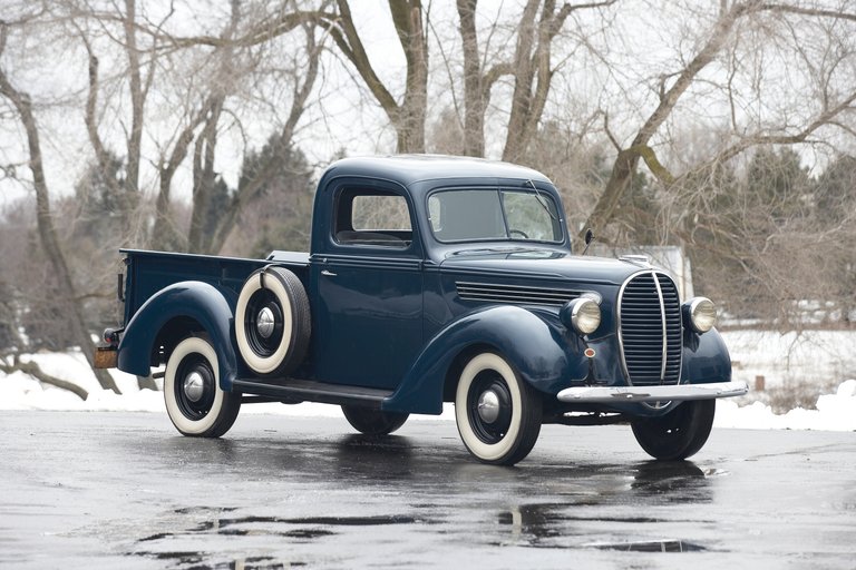 Ford V8 Utility - Retro Rides