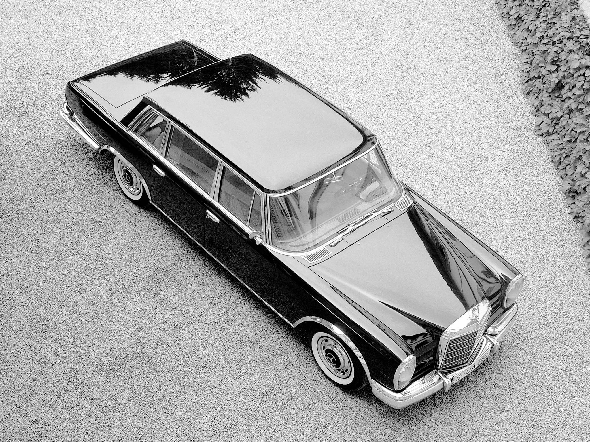 Mercedes-Benz 600 Grosser - Retro Rides