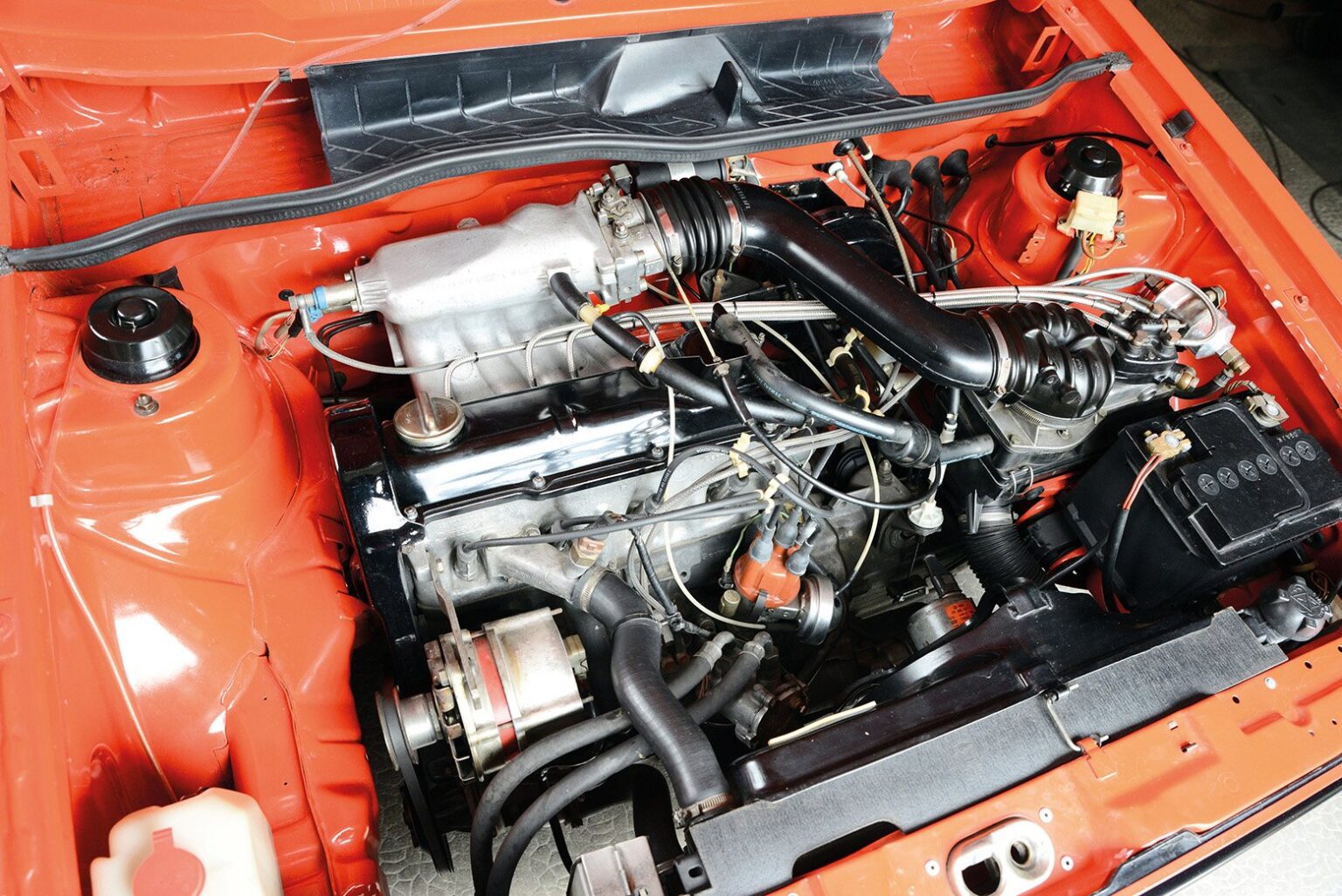 Rear View: VW Golf GTI Mk1 - Retro Rides