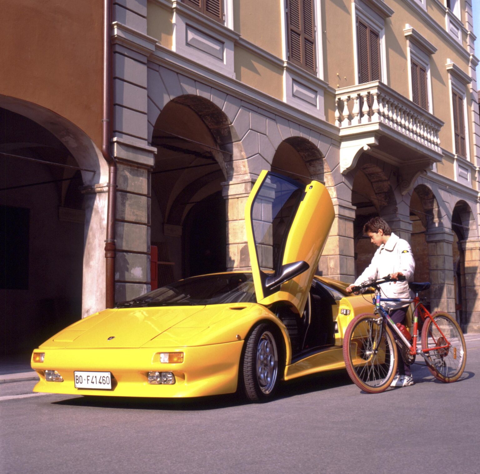 Lamborghini celebrates 35 years of the iconic Diablo - Retro Rides